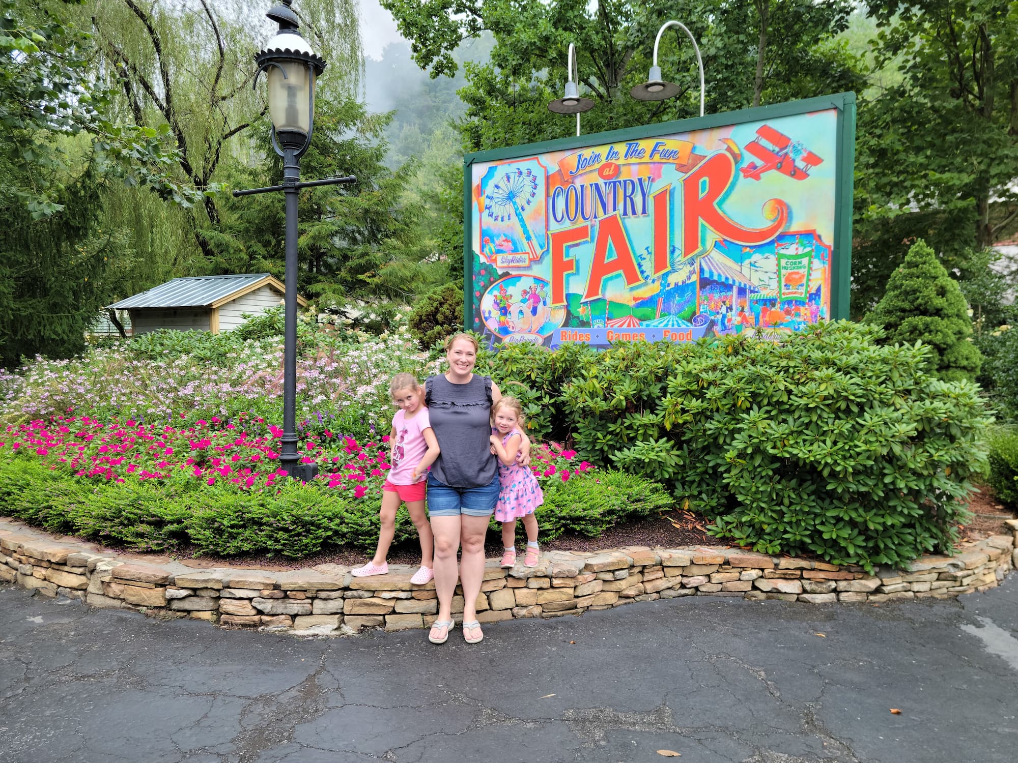 Visiting Dollywood with Kids: Know Before You Go - Pretty in Baby Food